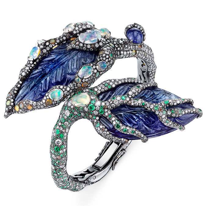 Groove Is in the Art: Carved Stone Jewelry - JCK