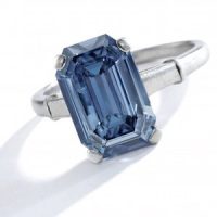 Blue Diamond Sets New World Record at Sotheby’s - JCK