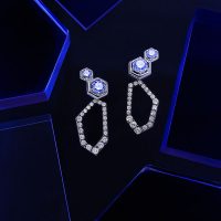 These Glow-in-the-Dark Diamonds Are Coming to Luxury - JCK