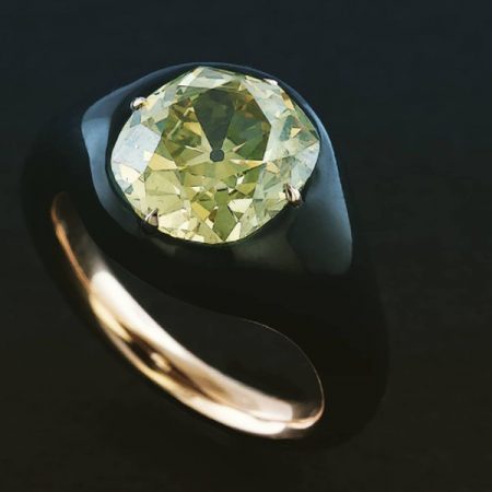 The Most Fantastic Green Diamond Rings, Inspired By J. Lo’s Engagement ...
