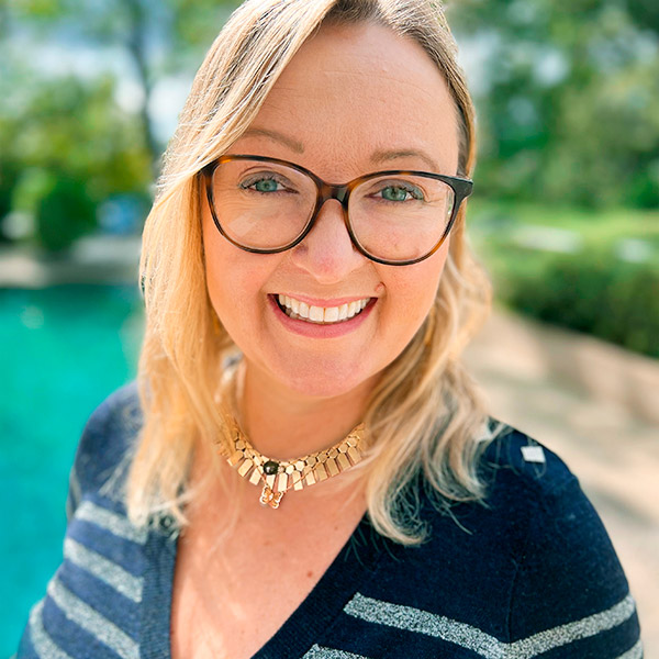 Staff Picks: Rainbow Watch Time - JCK